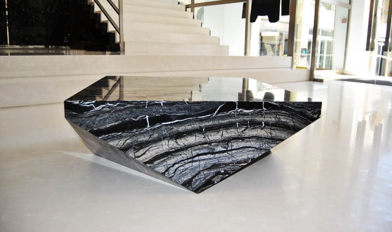 Ultra-light natural stone table Diamond | Stonesize